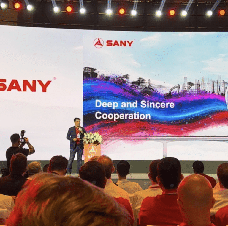 แม็กซ์เครนบินลัดฟ้าร่วมงาน Sany global dealer summit 2023 - maxcrane
